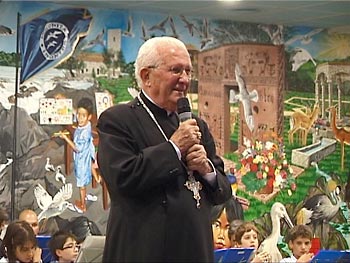 Don Pierino Gelmini premia Swami Roberto | Anima Universale